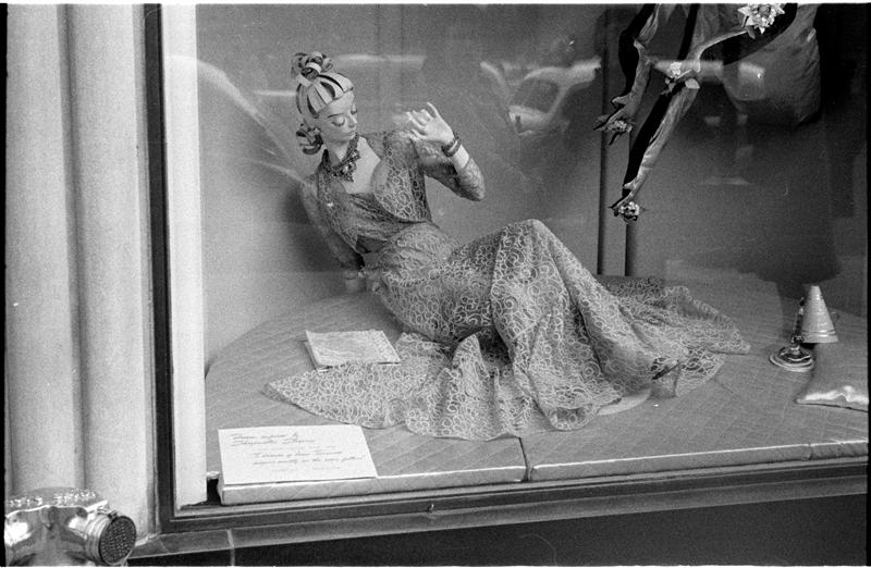 Museum of the City of New York - [Bonwit Teller window display.]